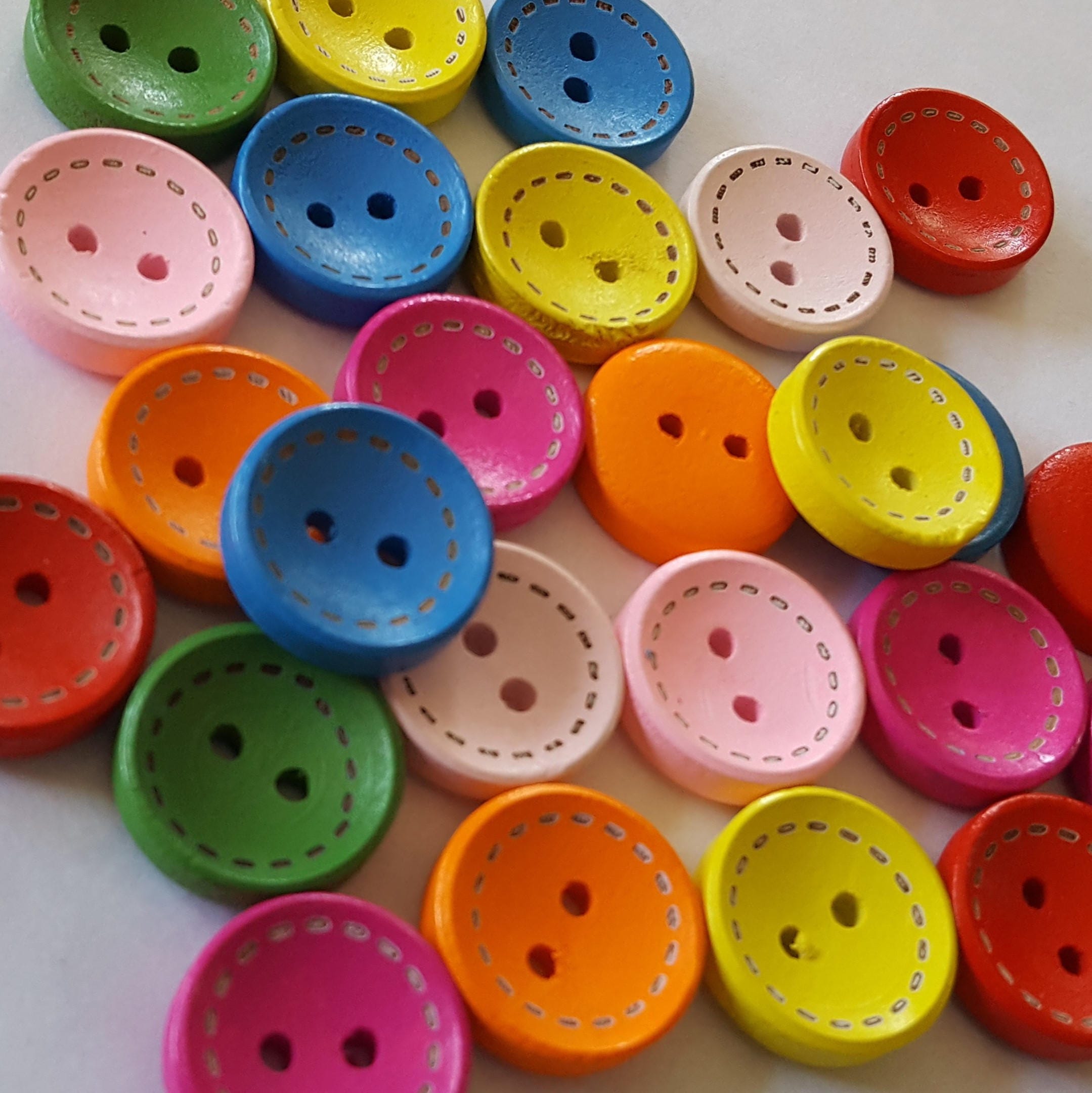 25 Botones de madera 15mm botones 2 agujeros botones para la - Etsy España