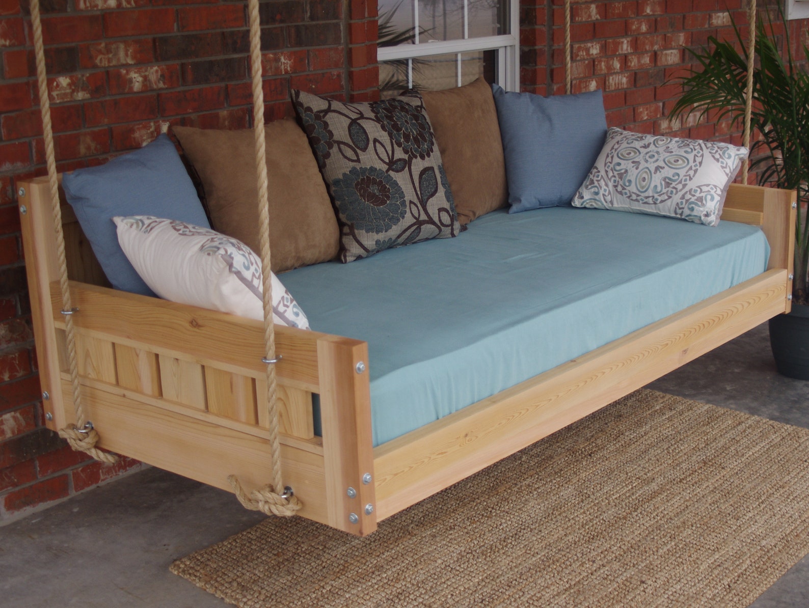Brand New Cedar Daybed Swing in Country Style, Queen Size Swinging Bed ...