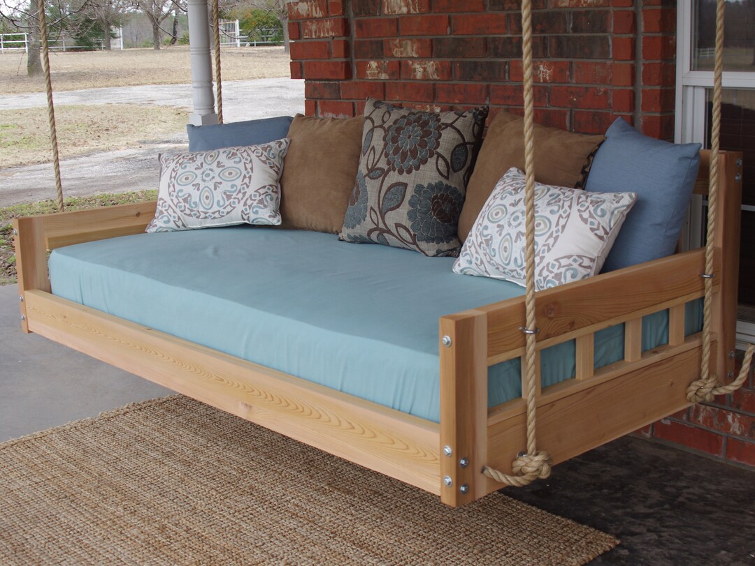 Brand New Cedar Daybed Swing in American Style, King Size Swinging Bed ...