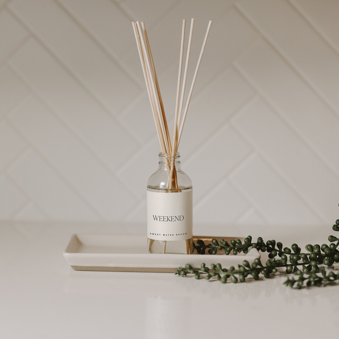 Weekend Reed Diffuser | Amber and Moss Reed Essential Oil Diffuser | Room Fragrance for Men ...