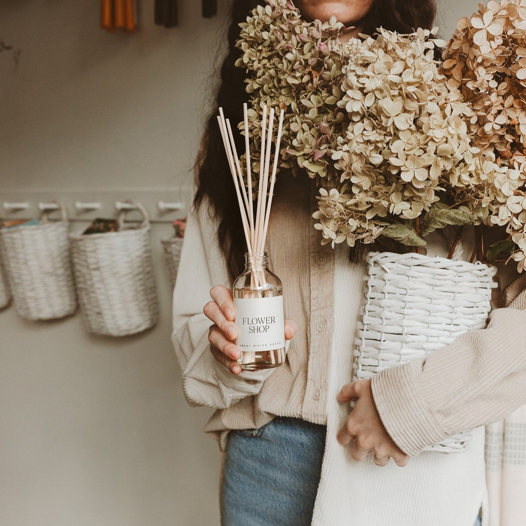 Flower Shop Reed Diffuser - Floral Scented Home Fragrance - Summer Reed ...