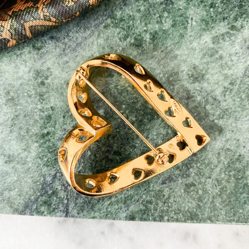 Avon Heart Shaped Brooch. Vintage Heart Pin. Vintage Avon True - Etsy