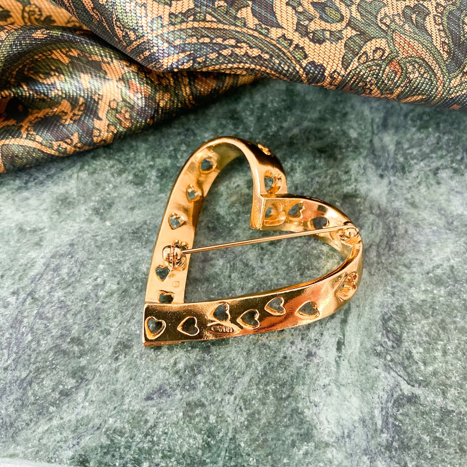 Avon Heart Shaped Brooch. Vintage Heart Pin. Vintage Avon True - Etsy