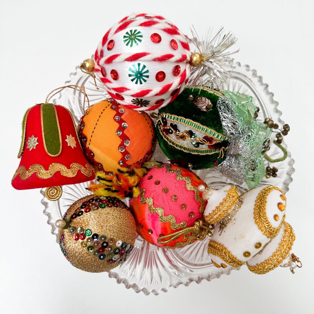 Set of 7 Vintage Pushpin Christmas Ornaments, Bead and Sequin Ornaments ...