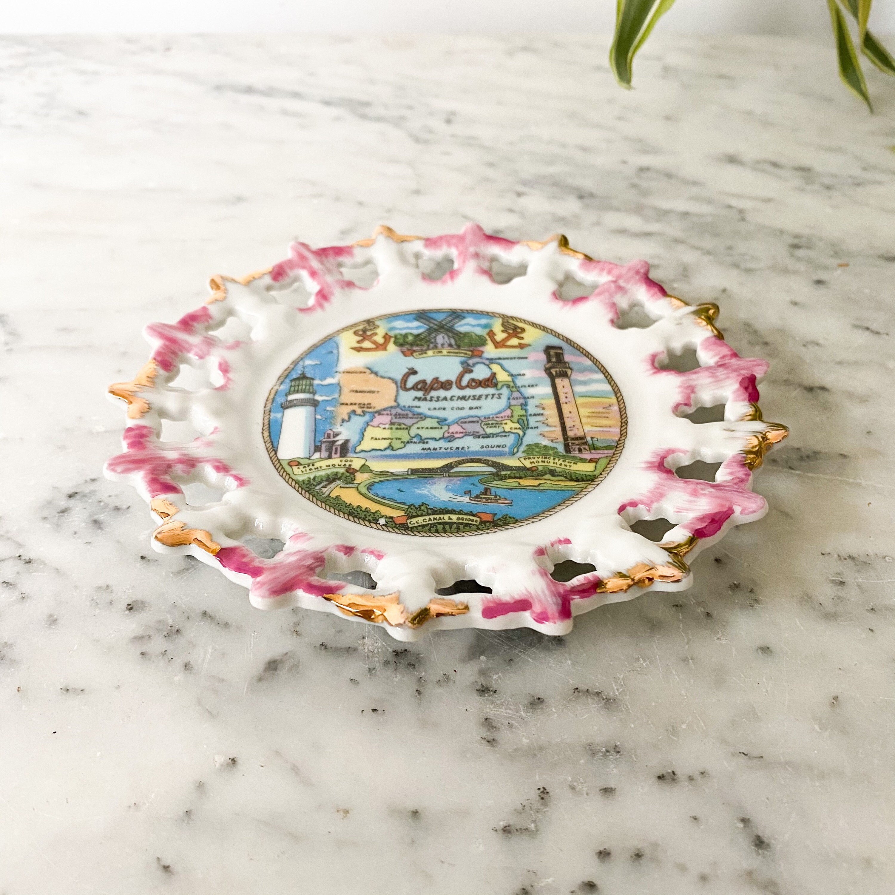 Vintage Cape Cod Souvenir Plate with Lace Trim. Mid Century | Etsy