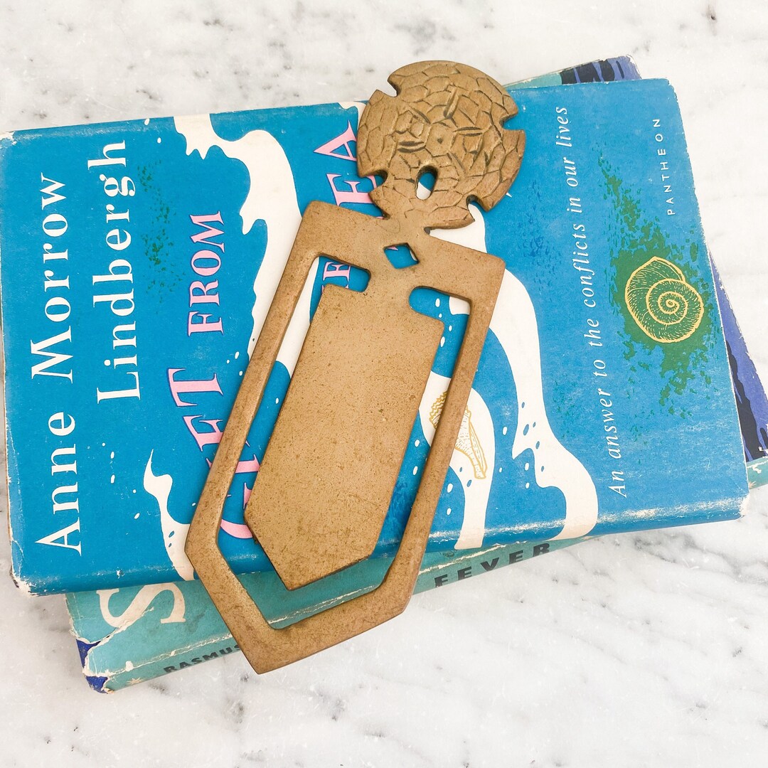 Vintage Brass Sand Dollar Bookmark, Beach Reading Accessory, Book Worm ...