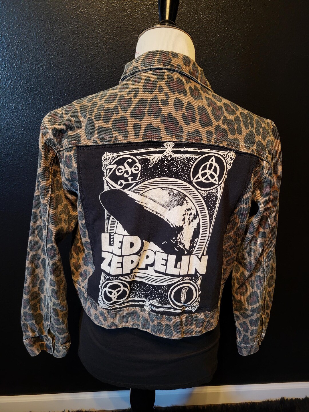 Upcycled Led Zepplin Rock N Roll Music Concert Leppard Print Cropped ...