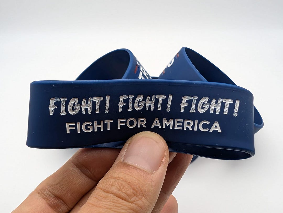 Donald Trump 2024 Shooting Fight! Fight! Fight! Wristband Silicone ...
