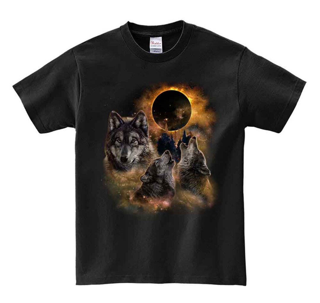 Three Wolves and Solar Eclipse, Grey Wolf Short Sleeve Unisex, Men ...