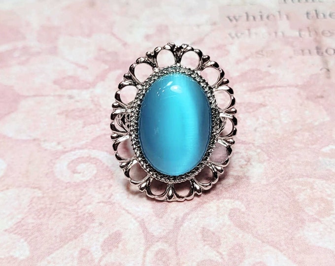 Vintage Style Ring, Repurposed Costume Jewelry Ring, Blue Cocktail Ring ...