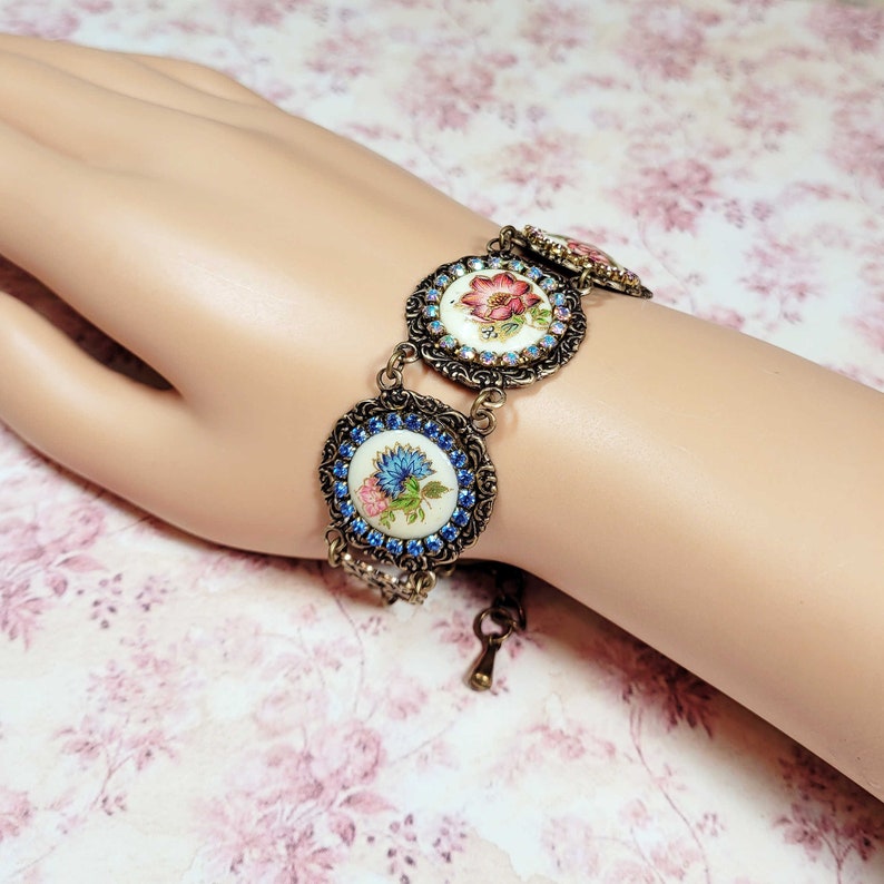 Floral Cameo Bracelet Vintage Style Bracelet Victorian - Etsy