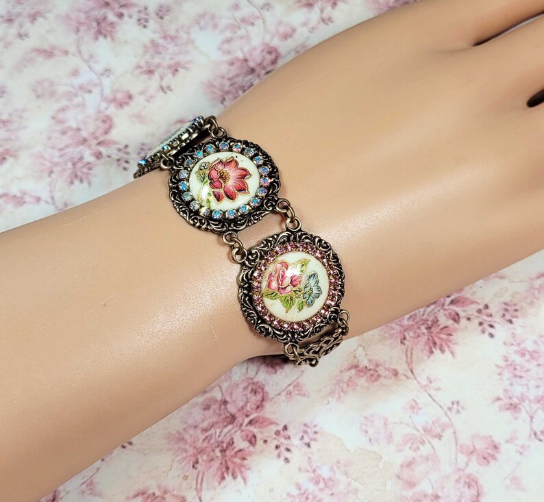 Floral Cameo Bracelet Vintage Style Bracelet Victorian - Etsy