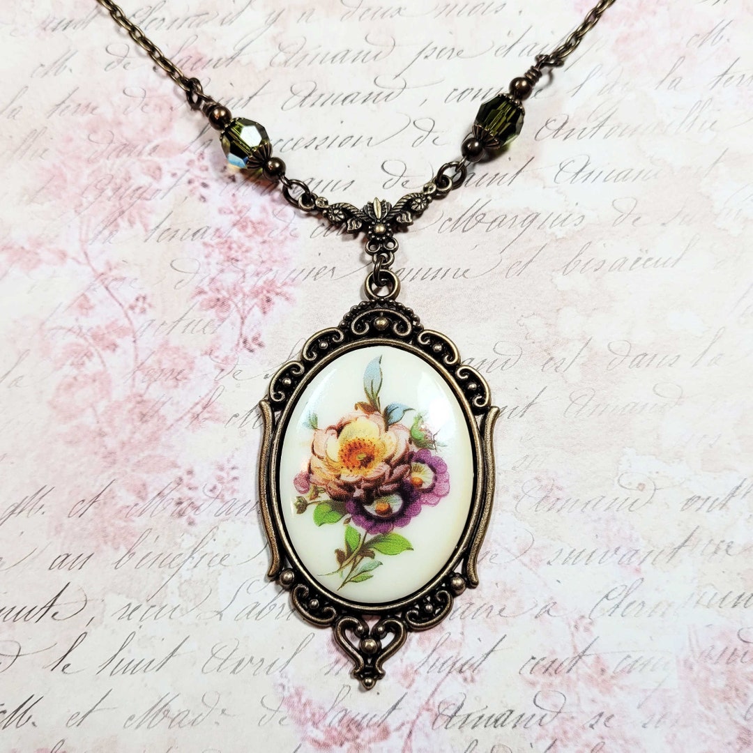 Floral Cameo Necklace, Vintage Cameo Pendant, Flower Necklace ...