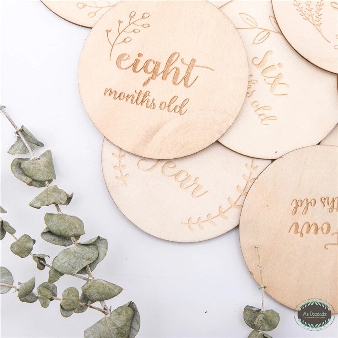 Wooden Milestone Baby Disc set of 16 Baby Milestone Cards - Etsy