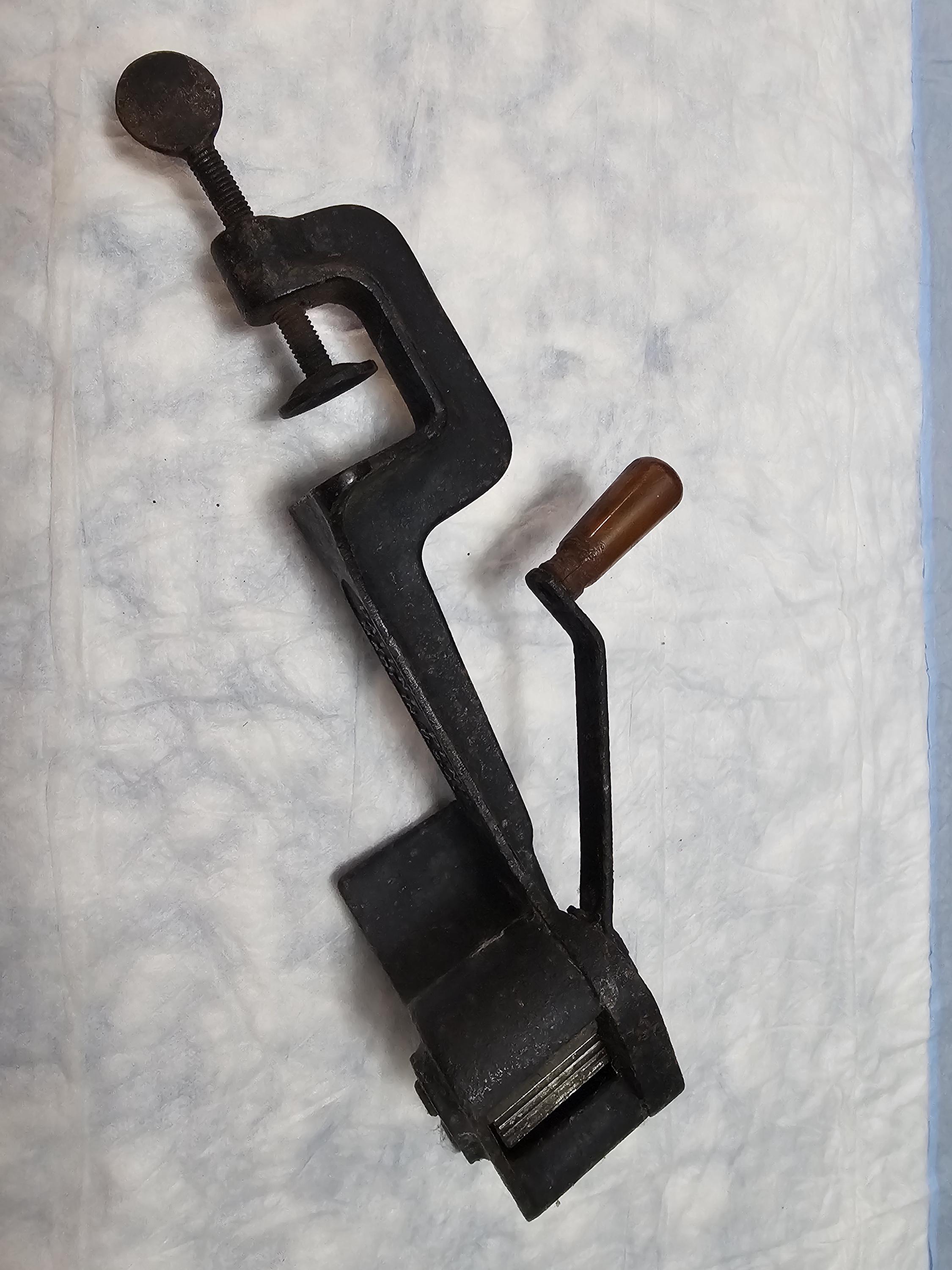 Antique Cast Iron Pea Sheller - Etsy