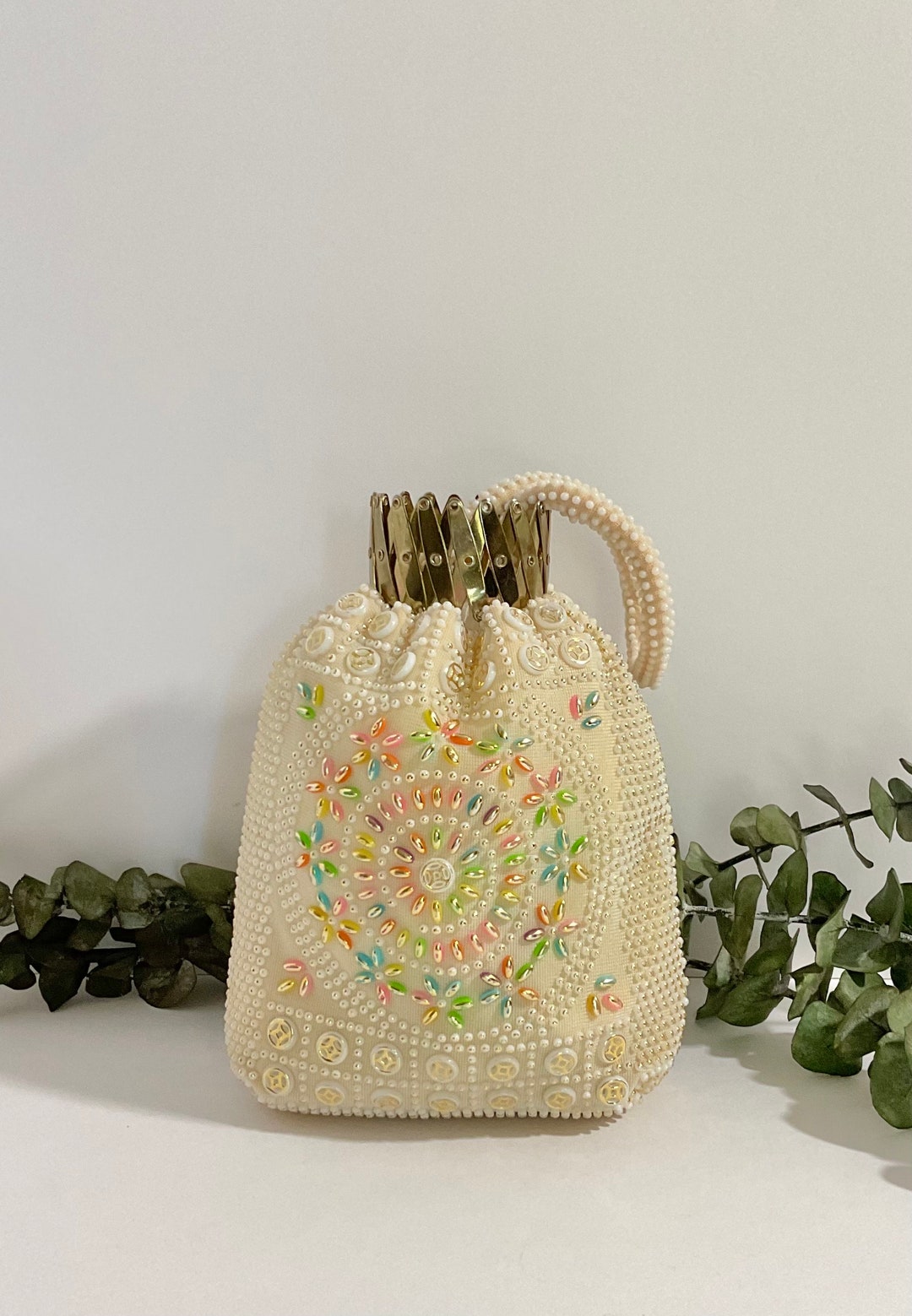 Expandable Beaded Gate Too Purse, Vintage Beggers Bag, Vintage ...