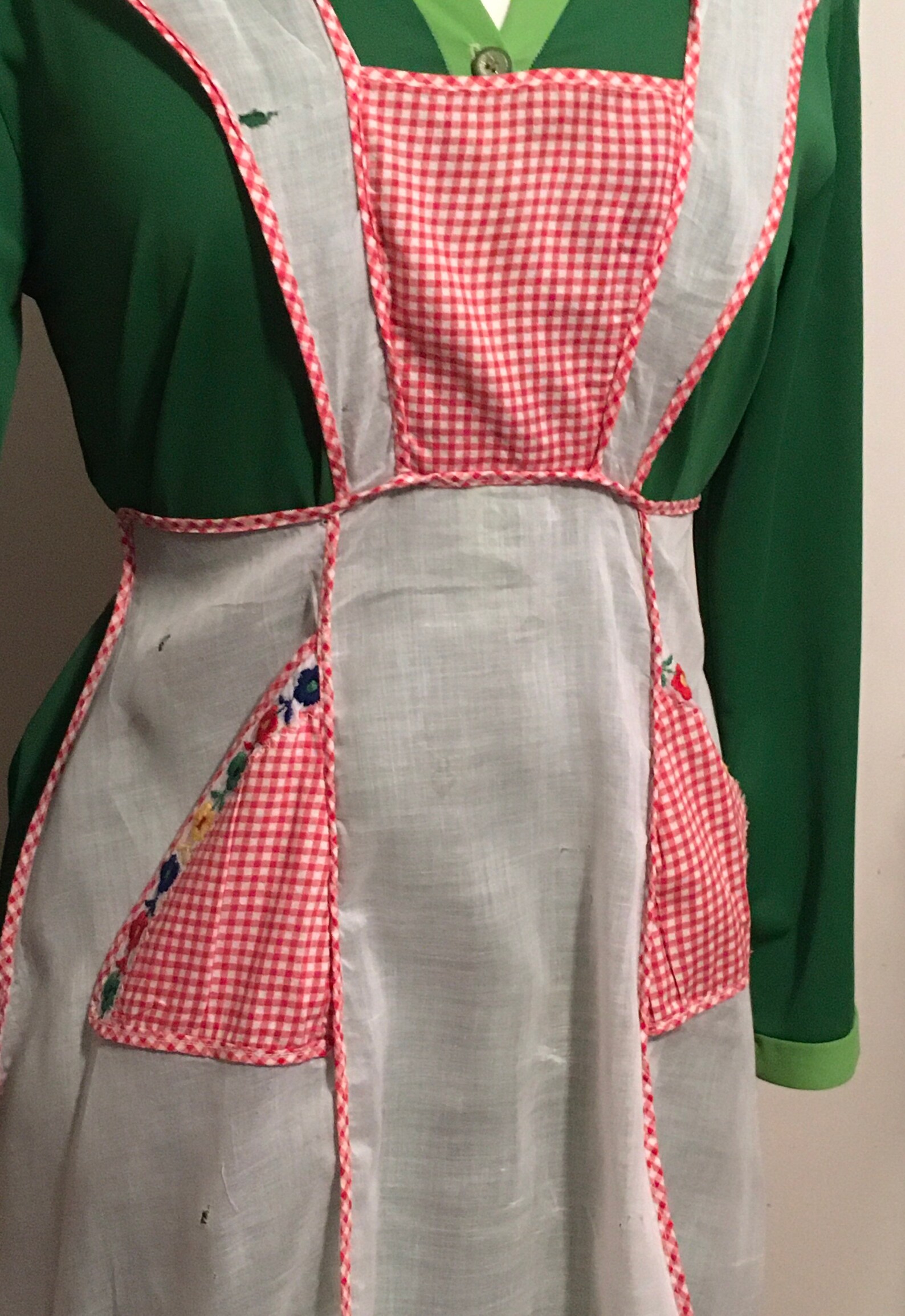 Vintage Apron Mid Century Bib Style Apron - Etsy