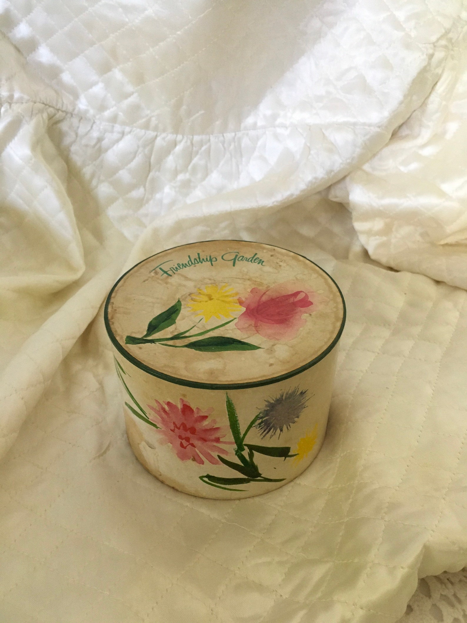 1950s Friendship Garden Dusting Powder Vintage Shulton Inc. - Etsy