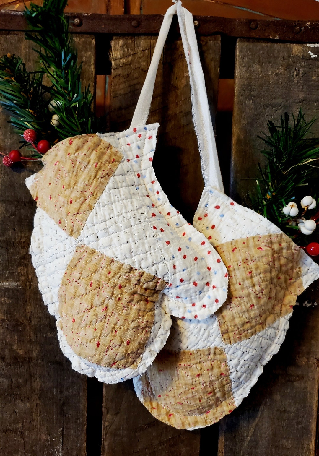 Vintage Quilt Mittens 1950s Double/farmhouse/primitive/tan&cream ...