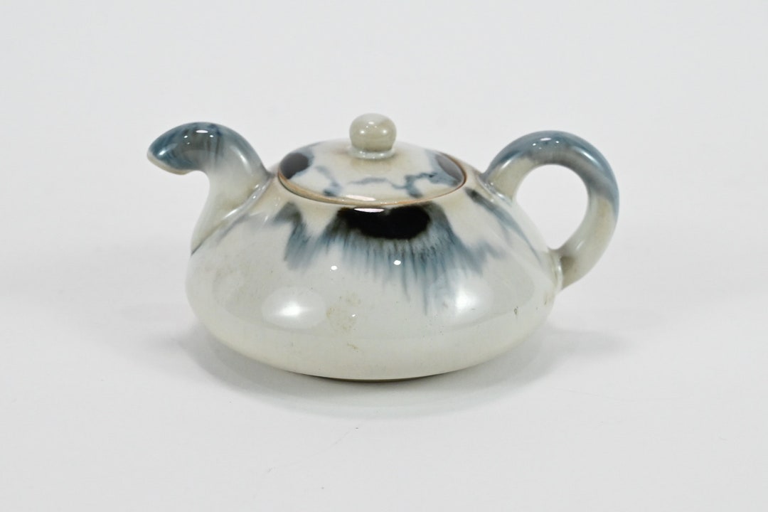 Vintage Small Japanese Pottery Teapot - Etsy
