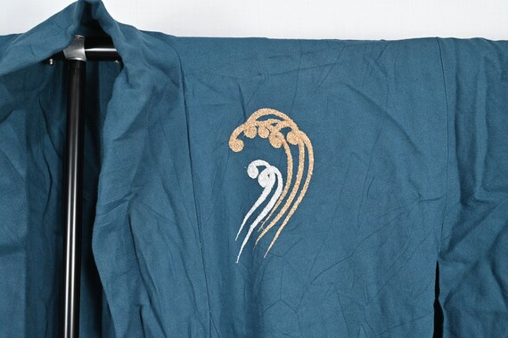 Vintage Japanese Blue With Wave Embroidery Decoration… - Gem