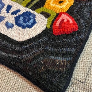 Spring Flowers Original Design Rug Hooking Home Decor - Etsy