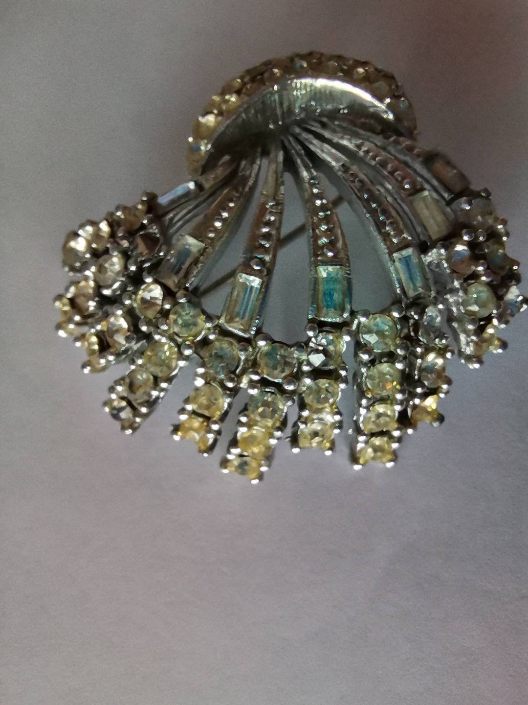 Art Deco Style Fan Shaped Vintage Rhinestone Brooch. - Etsy