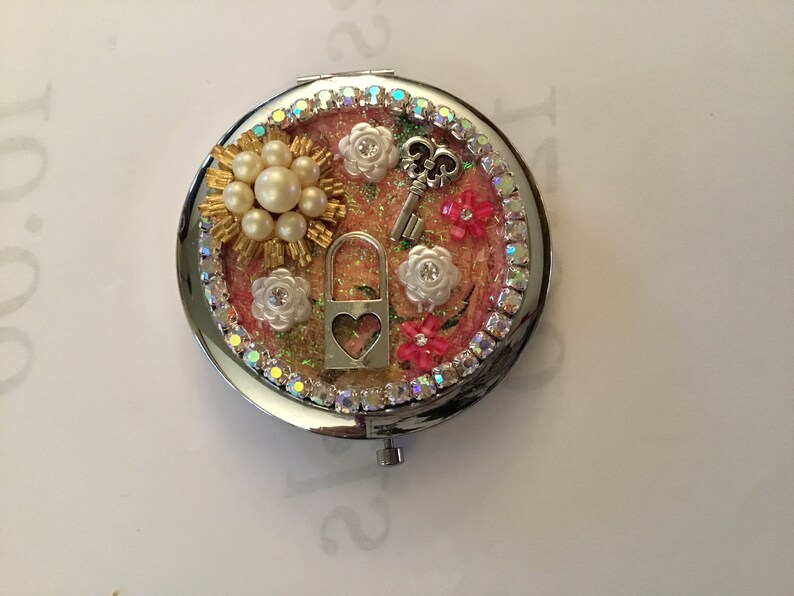 Hand Embellished Mirror Compact FLORAL LOCK & KEY - Etsy