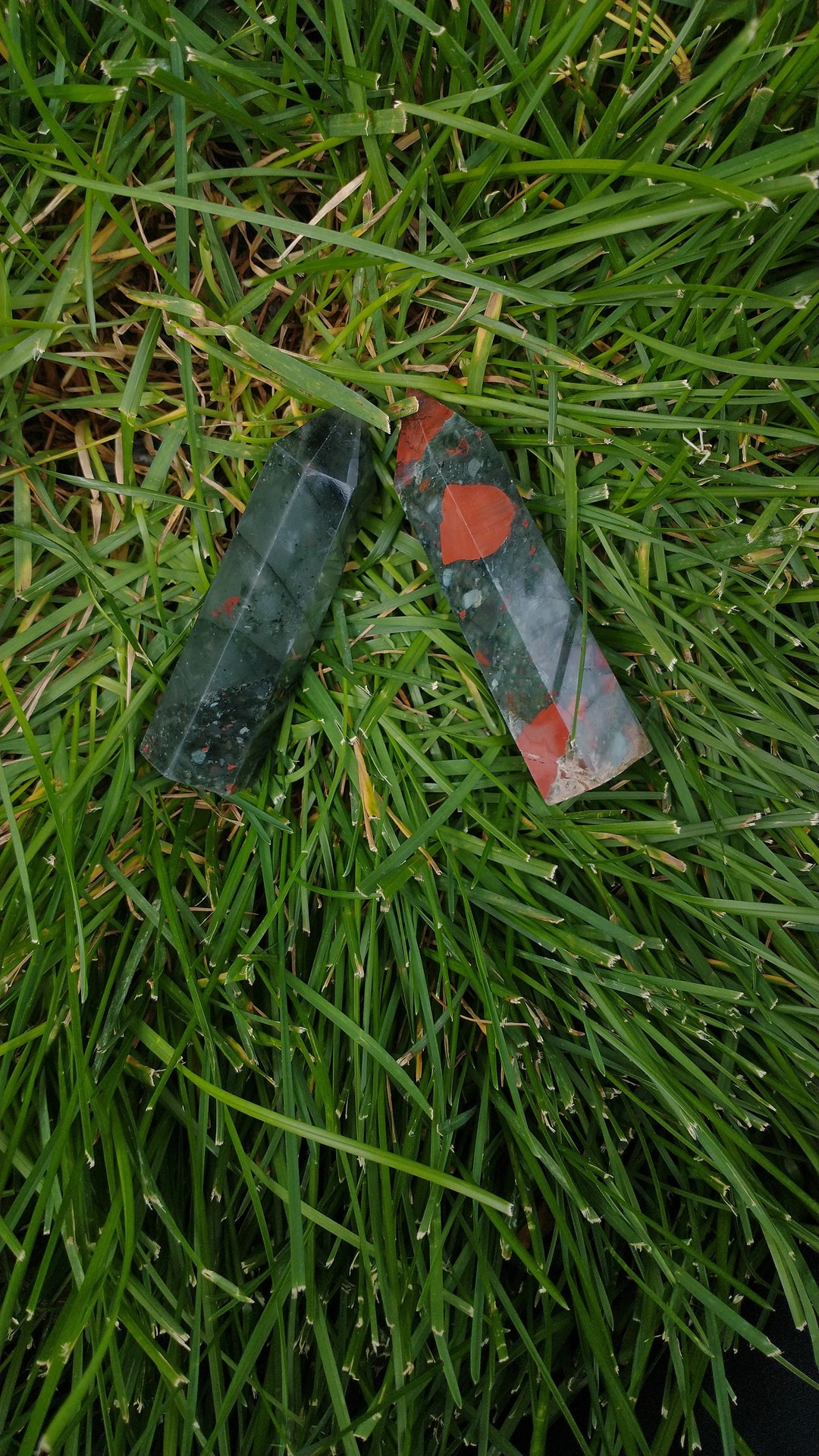 BLOODSTONE Crystal Tower Blood Red Crystal Point Obelisk Spiritual ...