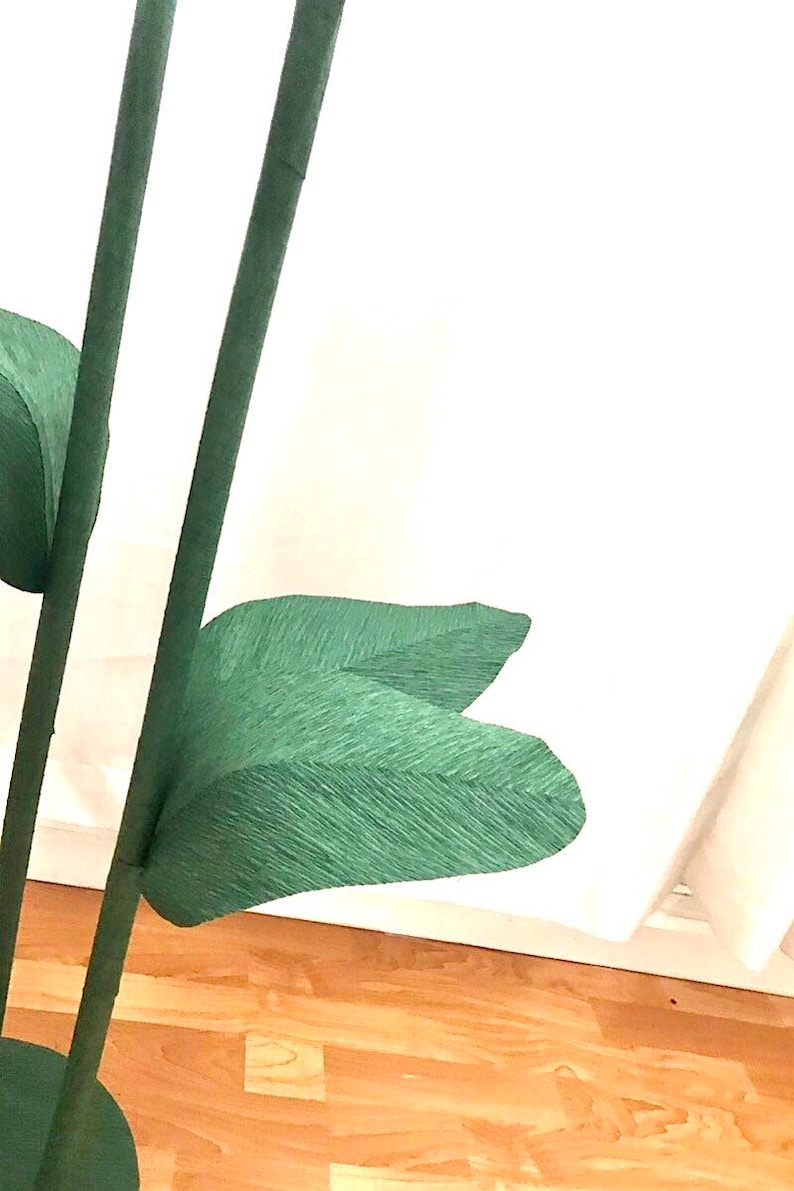 Free Standing Giant Paper Flower Stems Tutorial Large Flower Stems for ...