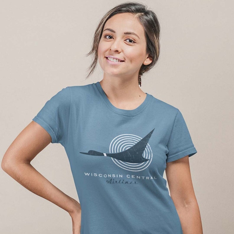 Wisconsin Central Airlines Short-sleeve Unisex T-shirt - Madison Bygone ...