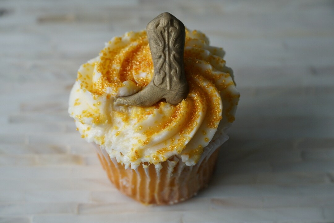 Cowboy/ Cowgirl Boot Cupcake Toppers, Cake Toppers - Set of 6 - Polymer ...