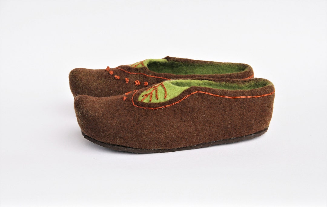 Felted Wool Women Slippers / Handmade House Shoes Leaves / Wool Clogs ...