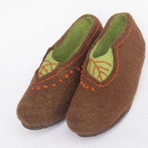 Felted Wool Women Slippers / Handmade House Shoes Leaves / Wool Clogs ...