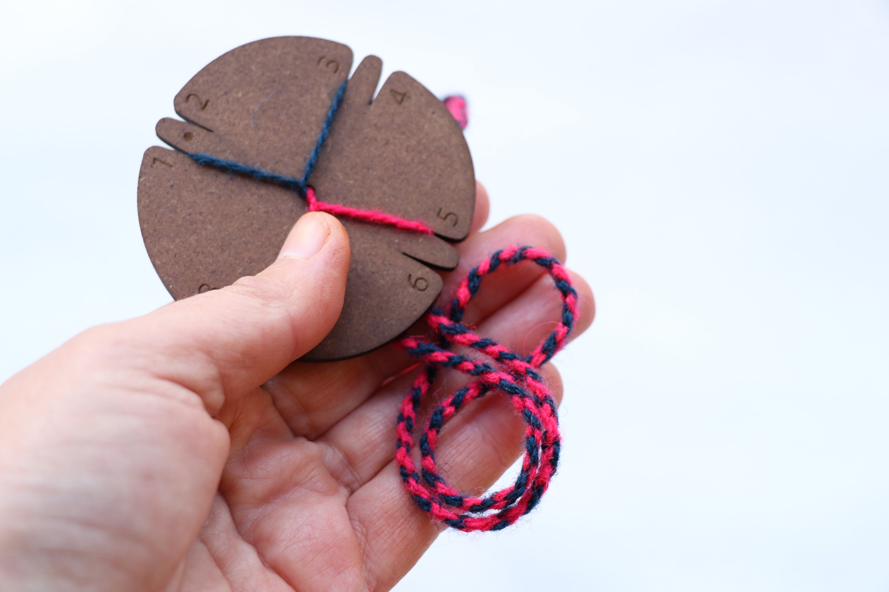 4-strand Round Braid Disc, for Your Crafts Projects, With 4 Yarn ...