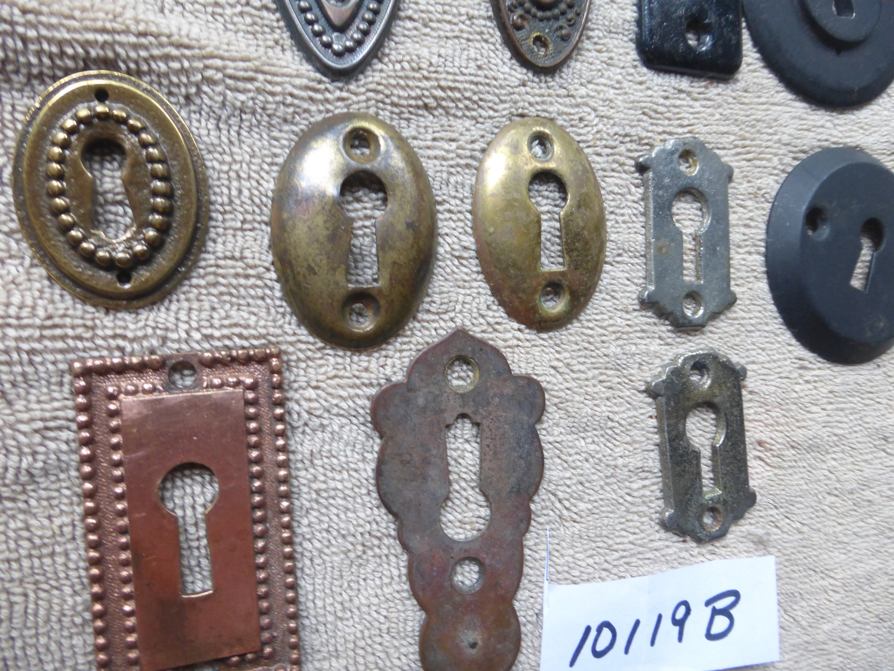 ONE Vintage Antique Keyhole Cover 10119 B2M SELLING EACH - Etsy UK