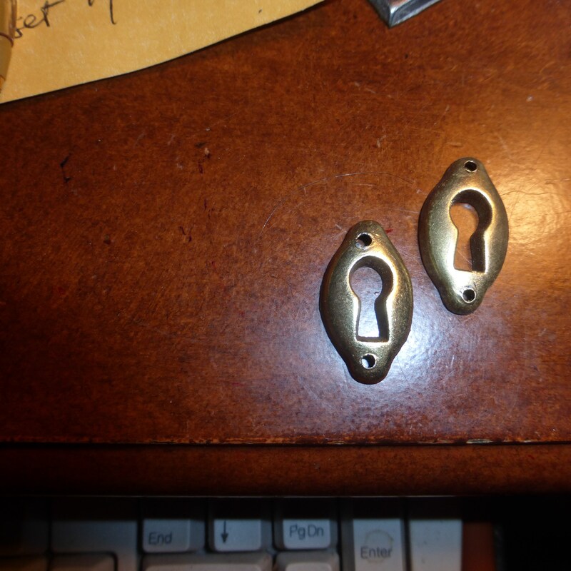 Keyhole Covers - Etsy