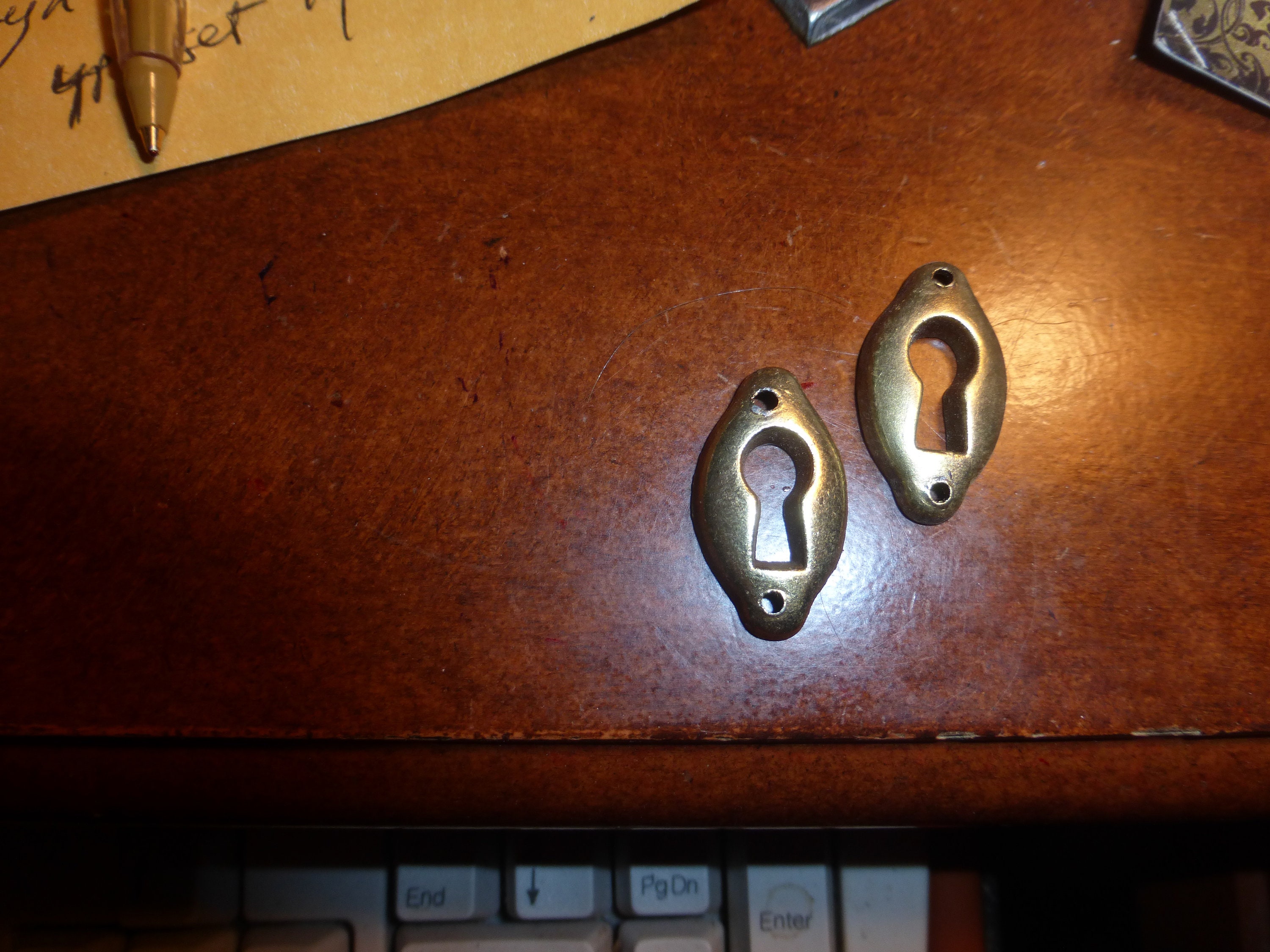 2 Solid Brass Oval Shaped Keyholes/keyhole Covers 92620 C - Etsy