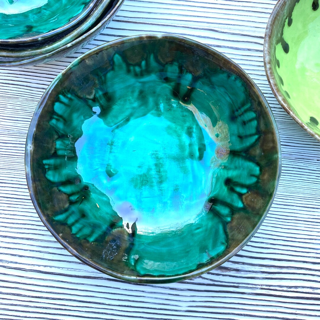 Handmade Emerald Green Pottery Bowl: Ceramic Trinket Dish - Etsy