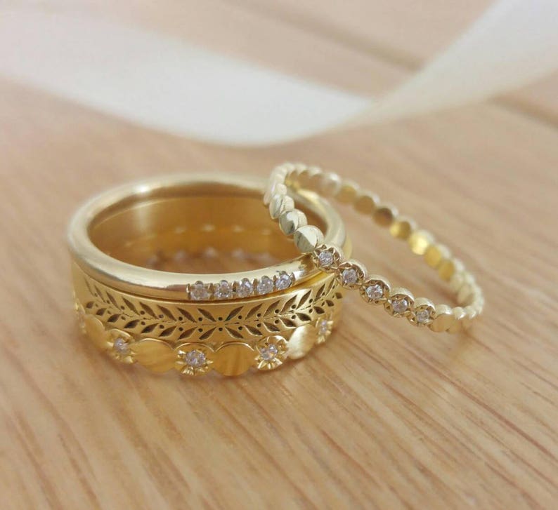 Rustic Wedding Band, Unique Wedding Band for Women, Leaves and Berries ...