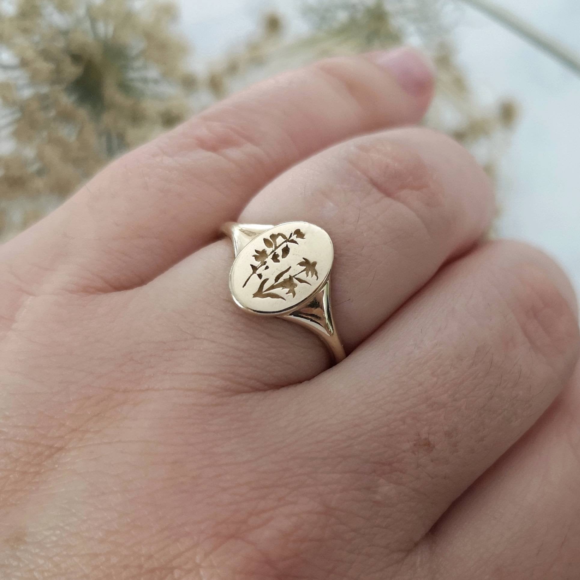 Wildflowers signet ring 14k gold floral signet birth flower | Etsy