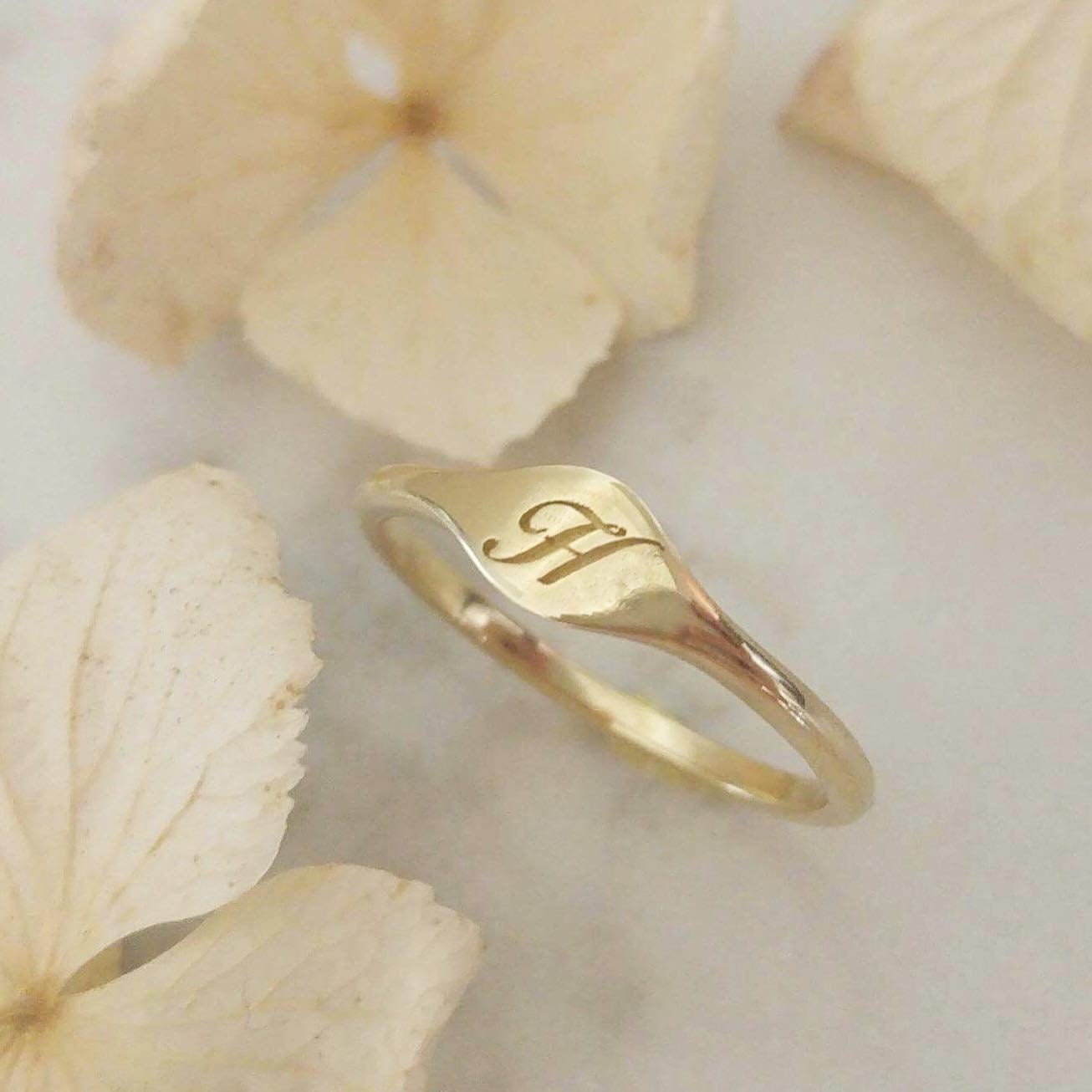 Monogram Ring Gold Signet Ring Engraved Signet Ring Dainty - Etsy Australia