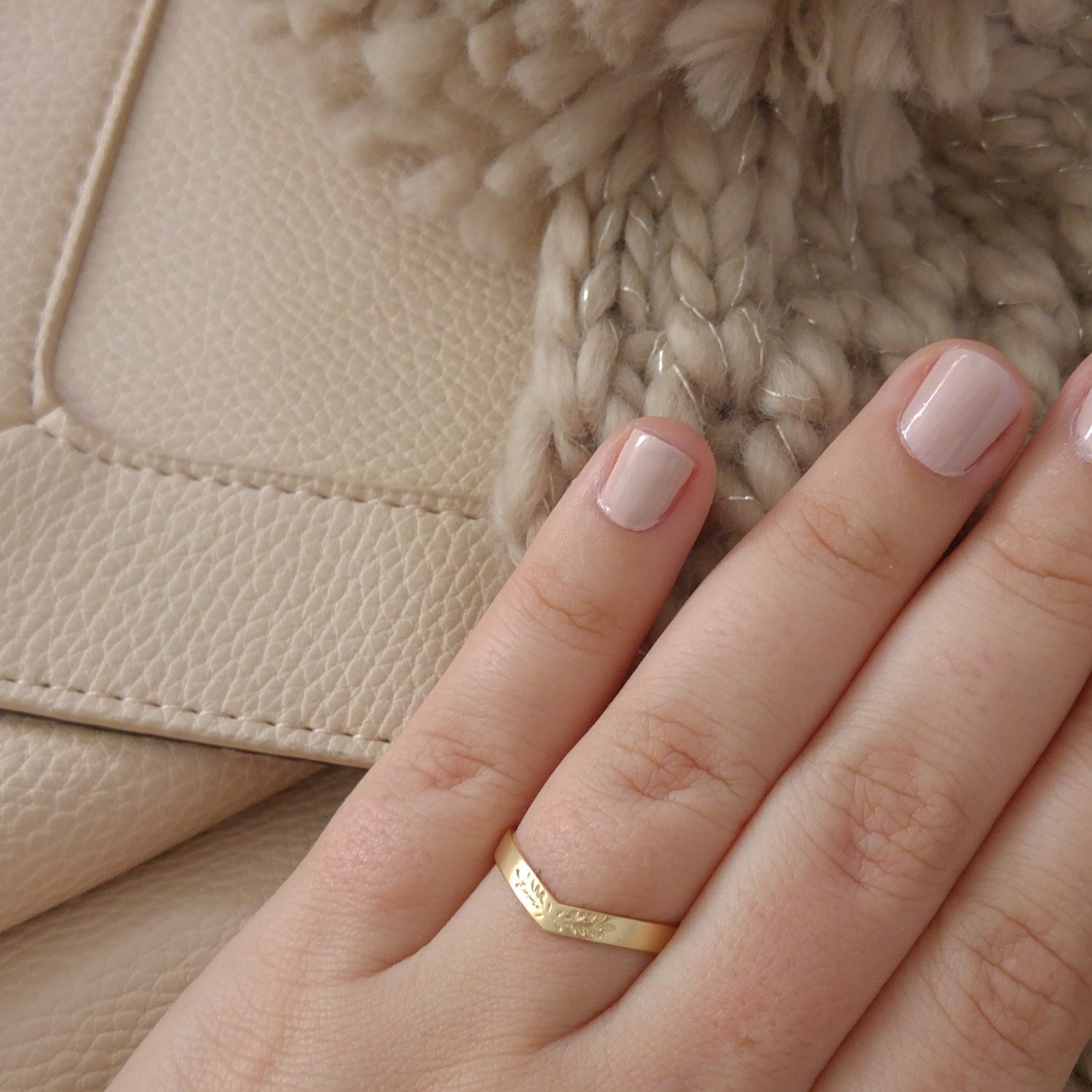 Gold V Ring Womens Wedding Ring Unique Wedding Band Vintage - Etsy