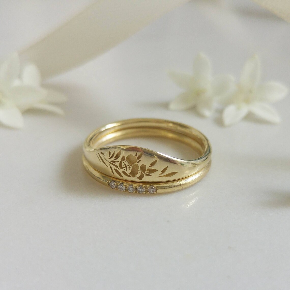 Gold Flower Signet Ring Vintage Style Floral Crown Ring for - Etsy