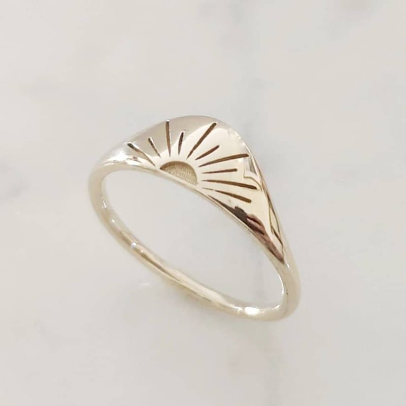 Sun Signet Ring - Etsy