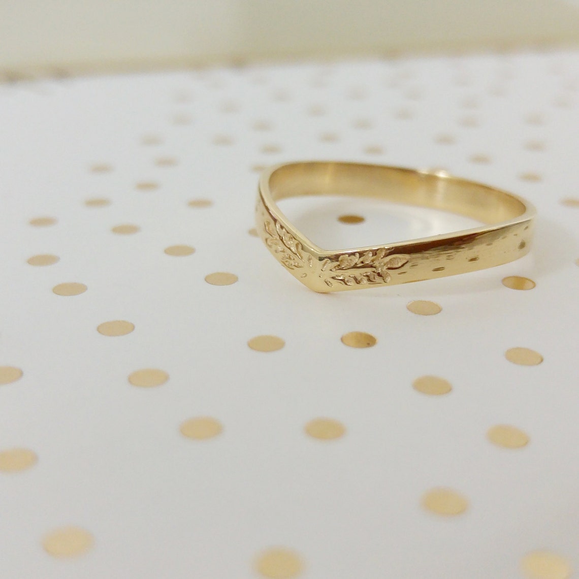 Gold V Ring Womens Wedding Ring Unique Wedding Band Vintage - Etsy