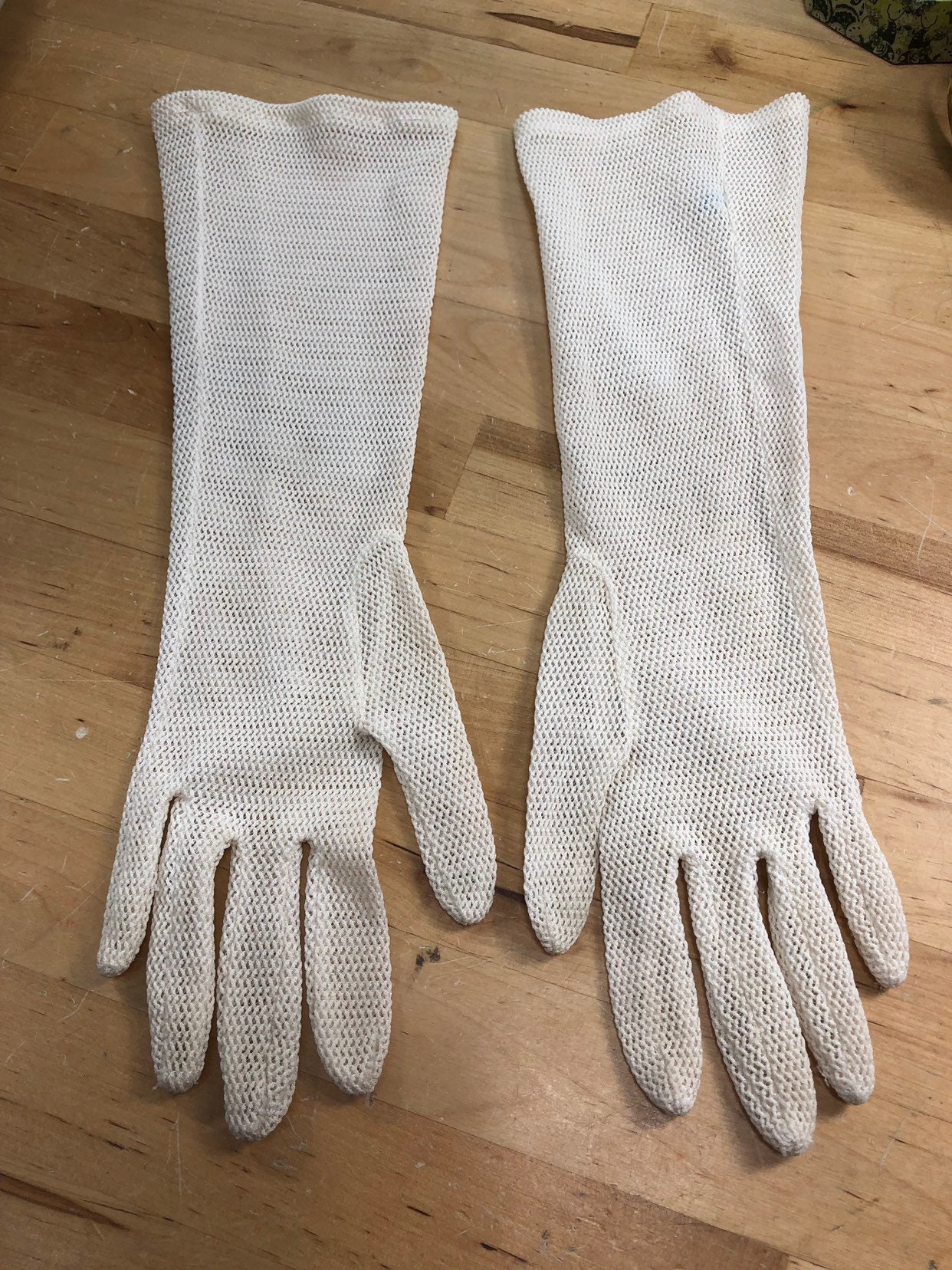 White Women’s Fashion Gloves, Formal Fish Net Gloves, Costume Gloves