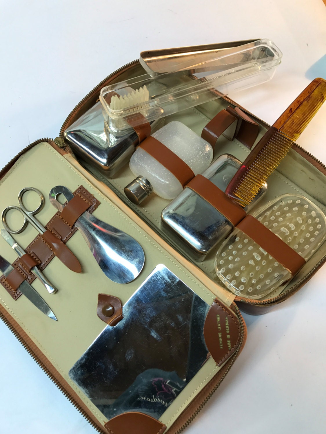 Men's Toiletry Set Leather Vintage Travel Case