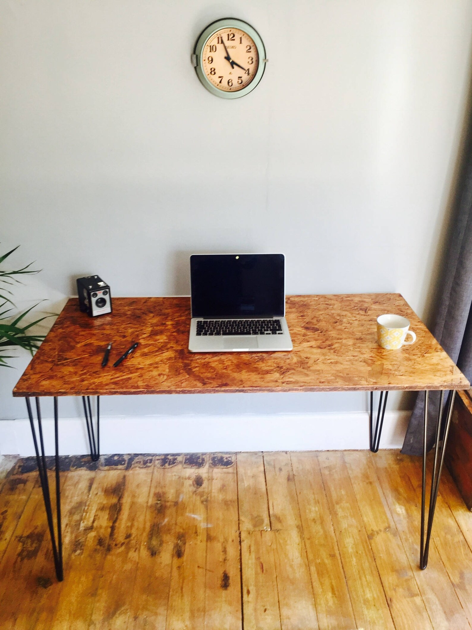 OSB industrial desk with black steel hairpin legs | Etsy
