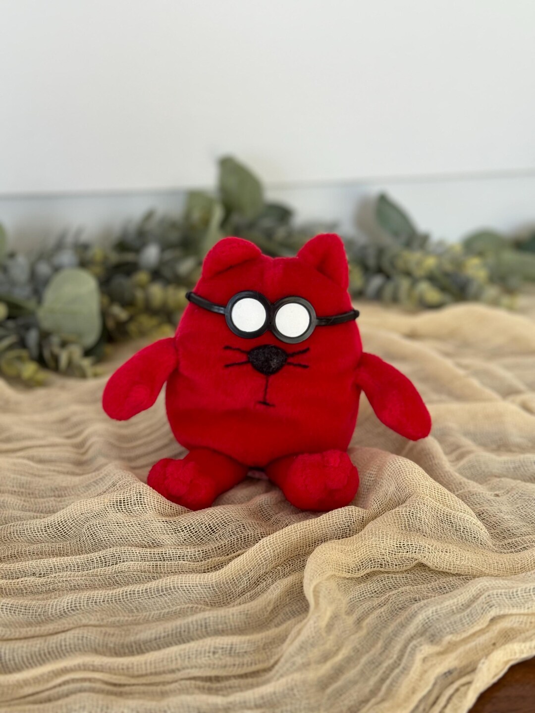 Gund Dilbert Catbert Cat With Glasses Red Pellet Filled United Feature ...